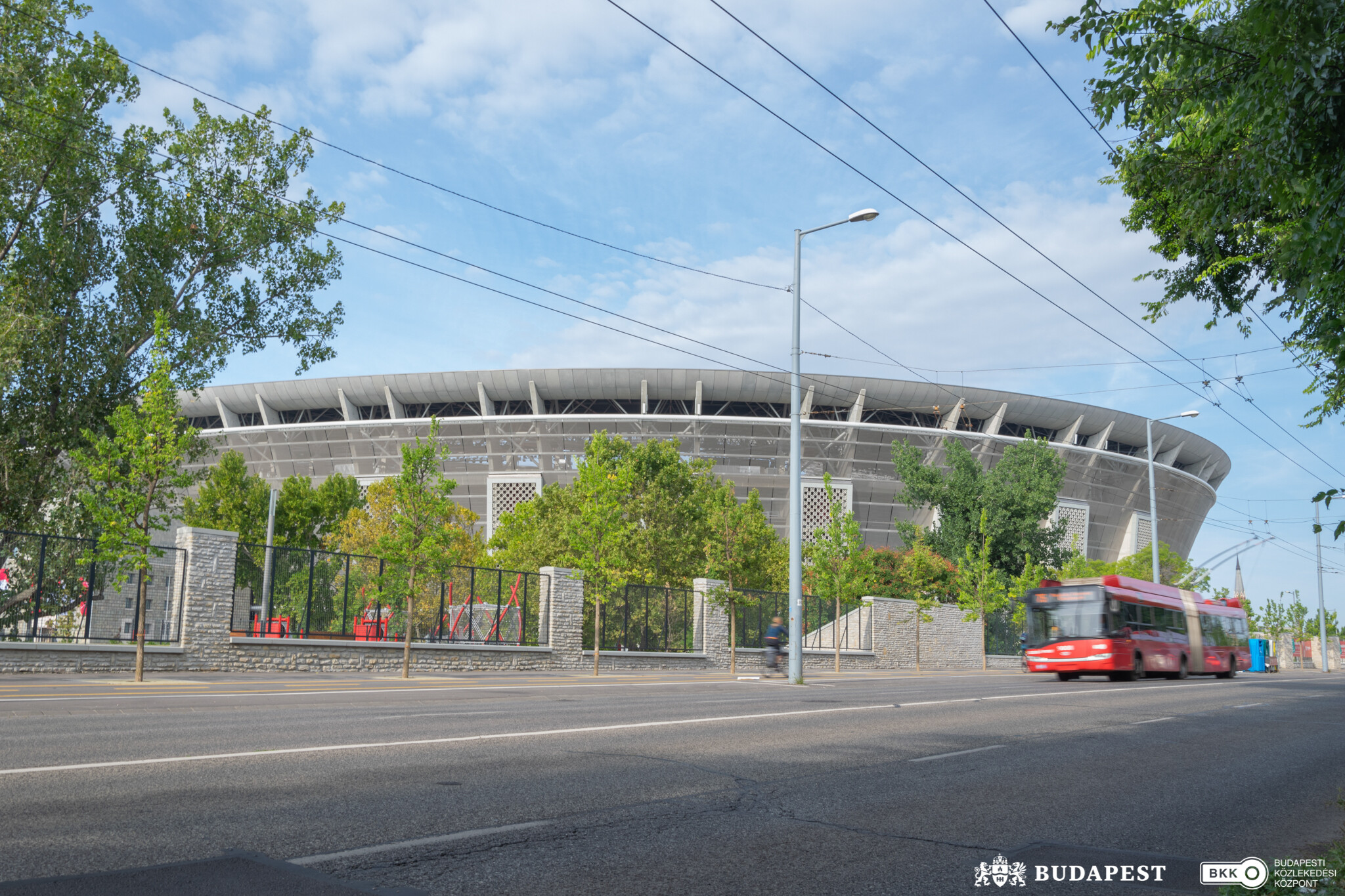 Közlekedés szombaton a Puskás Aréna környékén a Magyarország–Szerbia ...